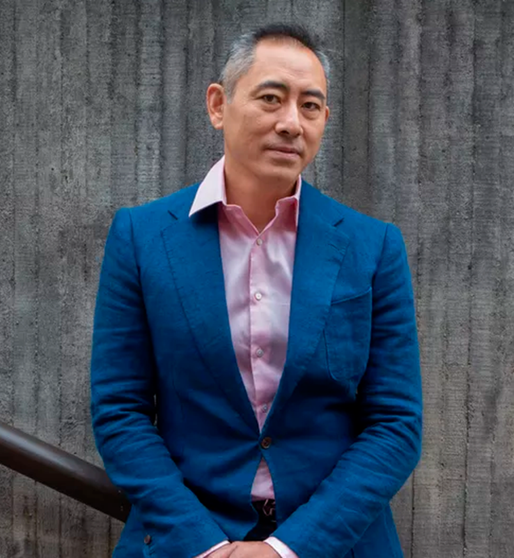 Desmond Shum | Albatrosmedia.cz